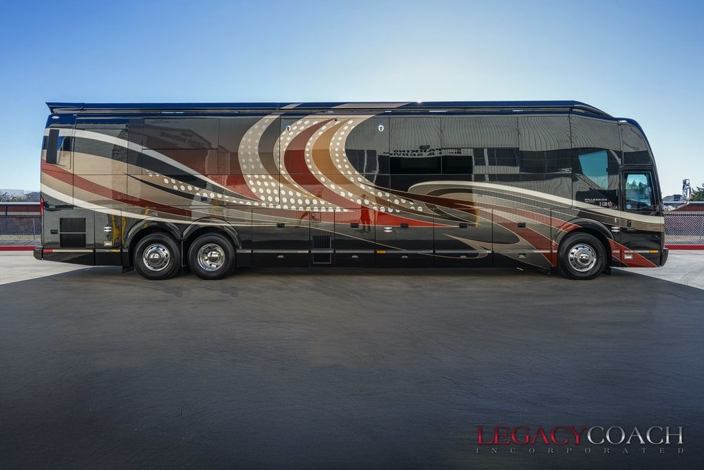 2020 Millennium H3-45 : Quad Slide - Prevost Hub