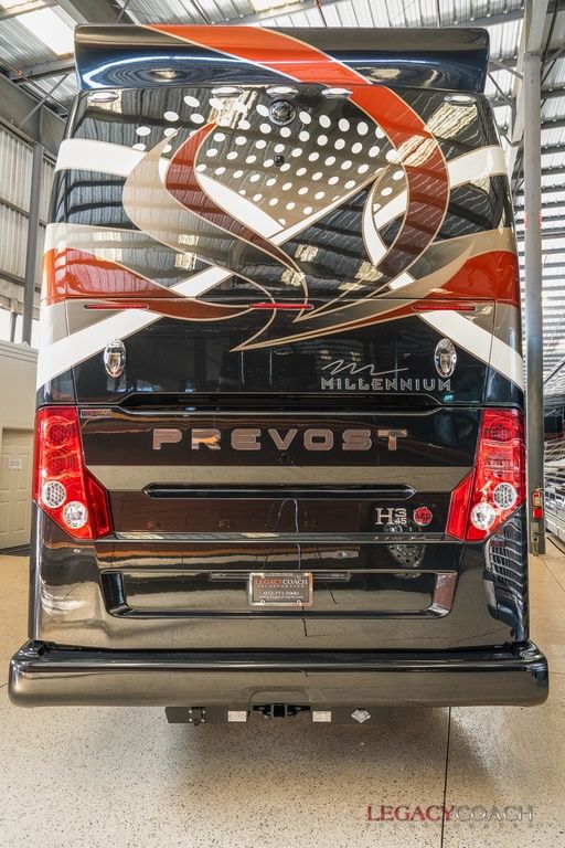 2020 Millennium H3-45 : Quad Slide - Prevost Hub